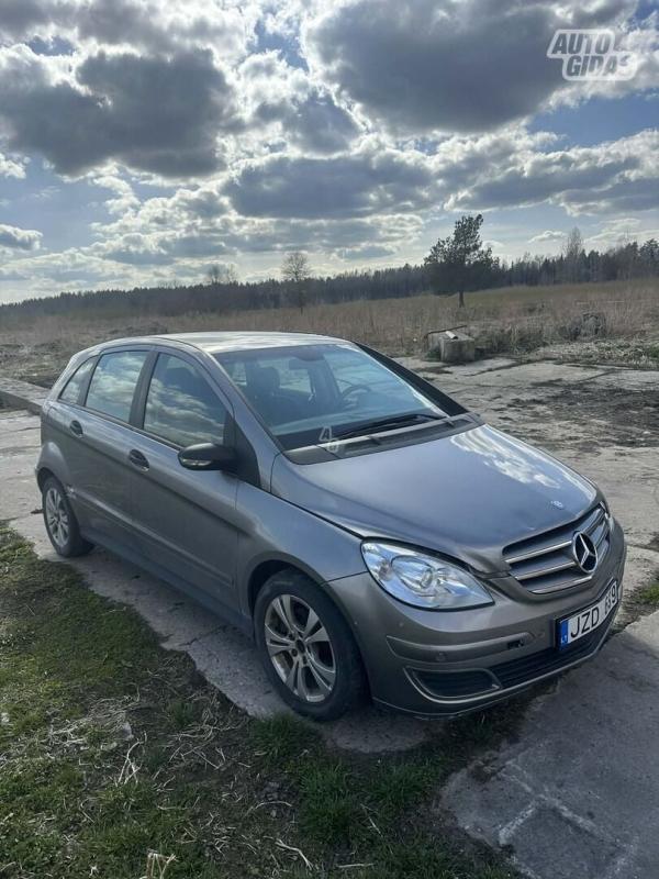Mercedes-Benz B 200 2008 in Silute, with an engine capacity of 2.00 L and mileage of 300 thousand km for 550 €, photo 3 on AUTOMOTO.COM.LV