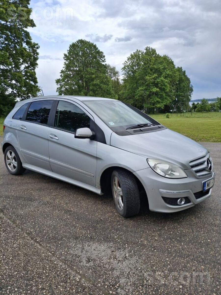 Mercedes-Benz B 200 2010 in Aizkraukle, with an engine capacity of 2.00 L and mileage of 245 thousand km for 5000 €, photo 1 on AUTOMOTO.COM.LV