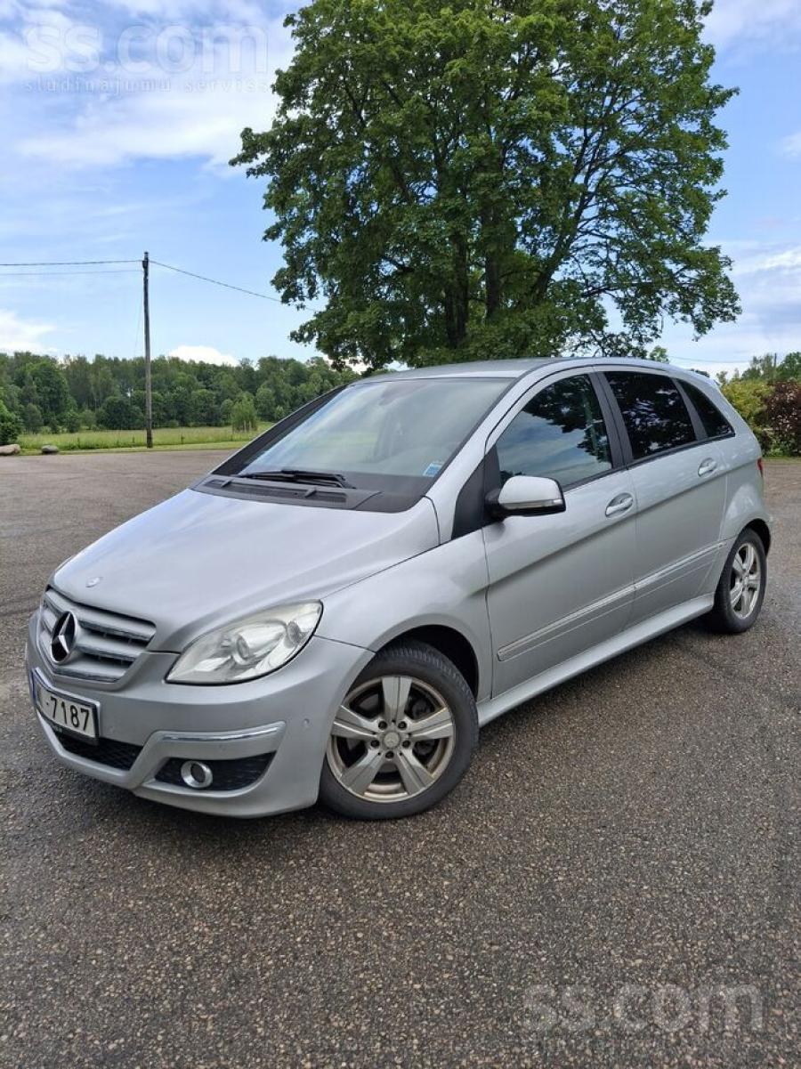 Mercedes-Benz B 200 2010 in Aizkraukle, with an engine capacity of 2.00 L and mileage of 245 thousand km for 5000 €, photo 3 on AUTOMOTO.COM.LV