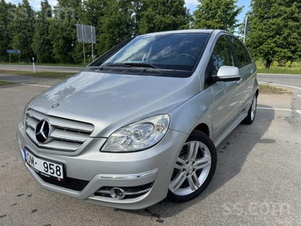 Mercedes-Benz B 200 2011 in Ogre, with an engine capacity of 2.00 L and mileage of 168 thousand km for 5680 €, photo 3 on AUTOMOTO.COM.LV