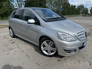 Mercedes-Benz B 200 2011 Ogre, ar dzinēja tilpumu 2.00 L un nobraukumu 168 tūkst. km par 5680 €, foto 5 vietnē AUTOMOTO.COM.LV