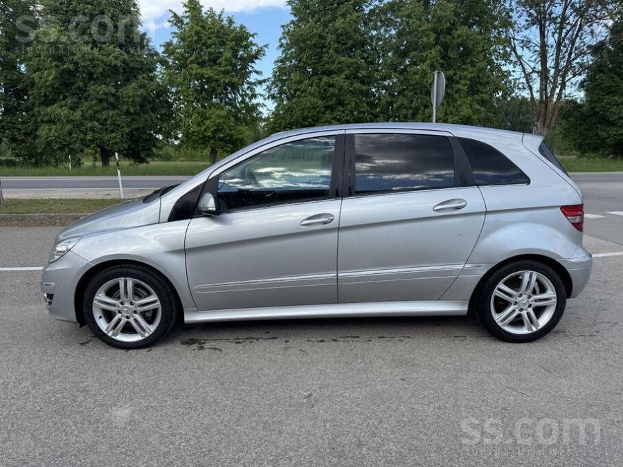 Mercedes-Benz B 200 2011 Ogre, ar dzinēja tilpumu 2.00 L un nobraukumu 168 tūkst. km par 5680 €, foto 12 vietnē AUTOMOTO.COM.LV