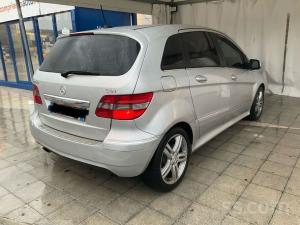 Mercedes-Benz B 200 2011 Ogre, ar dzinēja tilpumu 2.00 L un nobraukumu 168 tūkst. km par 5680 €, foto 23 vietnē AUTOMOTO.COM.LV