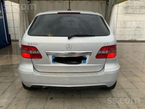 Mercedes-Benz B 200 2011 Ogre, ar dzinēja tilpumu 2.00 L un nobraukumu 168 tūkst. km par 5680 €, foto 24 vietnē AUTOMOTO.COM.LV