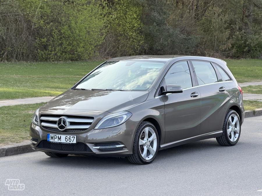 Mercedes-Benz B 200 2013 Viļņa, ar dzinēja tilpumu 1.60 L un nobraukumu 111 tūkst. km par 8500 €, foto 1 vietnē AUTOMOTO.COM.LV