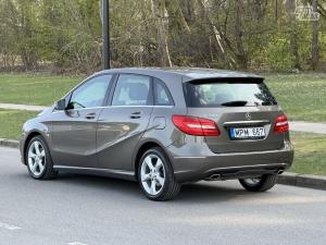 Mercedes-Benz B 200 2013 Viļņa, ar dzinēja tilpumu 1.60 L un nobraukumu 111 tūkst. km par 8500 €, foto 4 vietnē AUTOMOTO.COM.LV