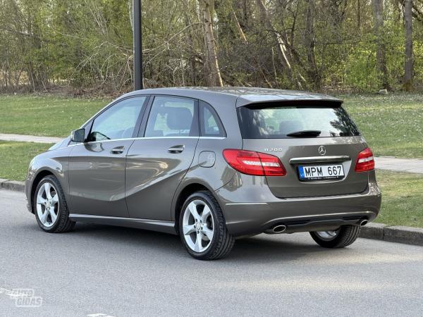 Mercedes-Benz B 200 2013 in Vilnius, with an engine capacity of 1.60 L and mileage of 111 thousand km for 8000 €, photo 3 on AUTOMOTO.COM.LV