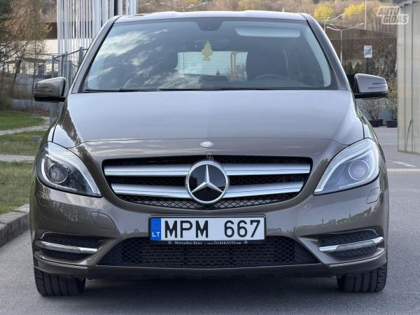 Mercedes-Benz B 200 2013 in Vilnius, with an engine capacity of 1.60 L and mileage of 111 thousand km for 8000 €, photo 9 on AUTOMOTO.COM.LV
