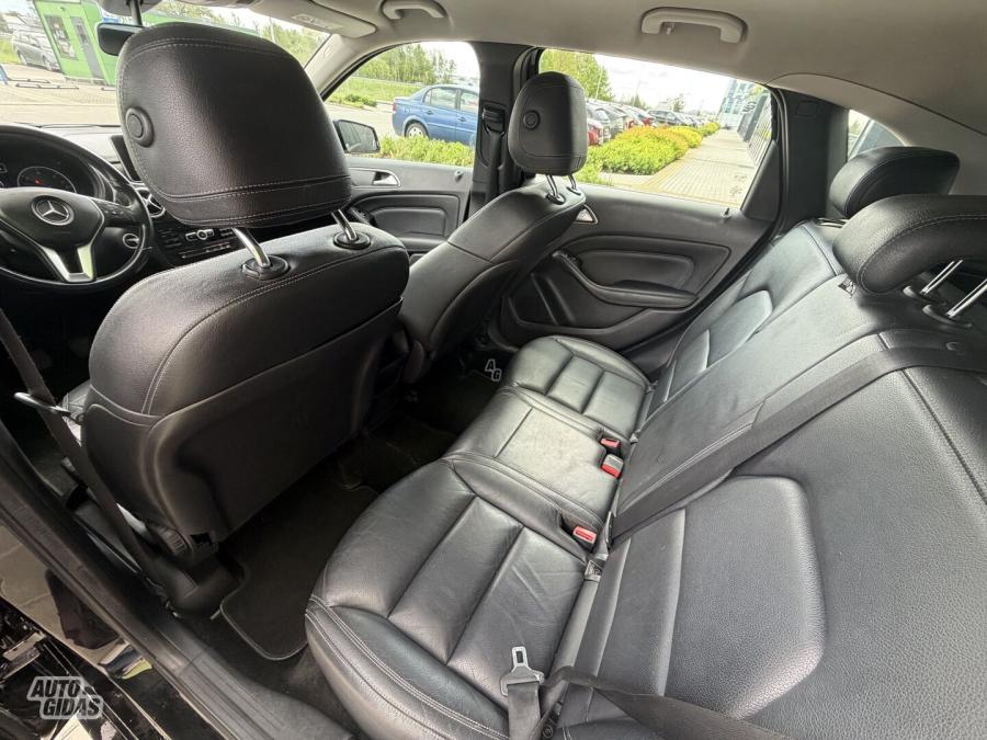 Mercedes-Benz B 200 2014 Viļņa, ar dzinēja tilpumu 2.00 L un nobraukumu 345 tūkst. km par 3750 €, foto 6 vietnē AUTOMOTO.COM.LV