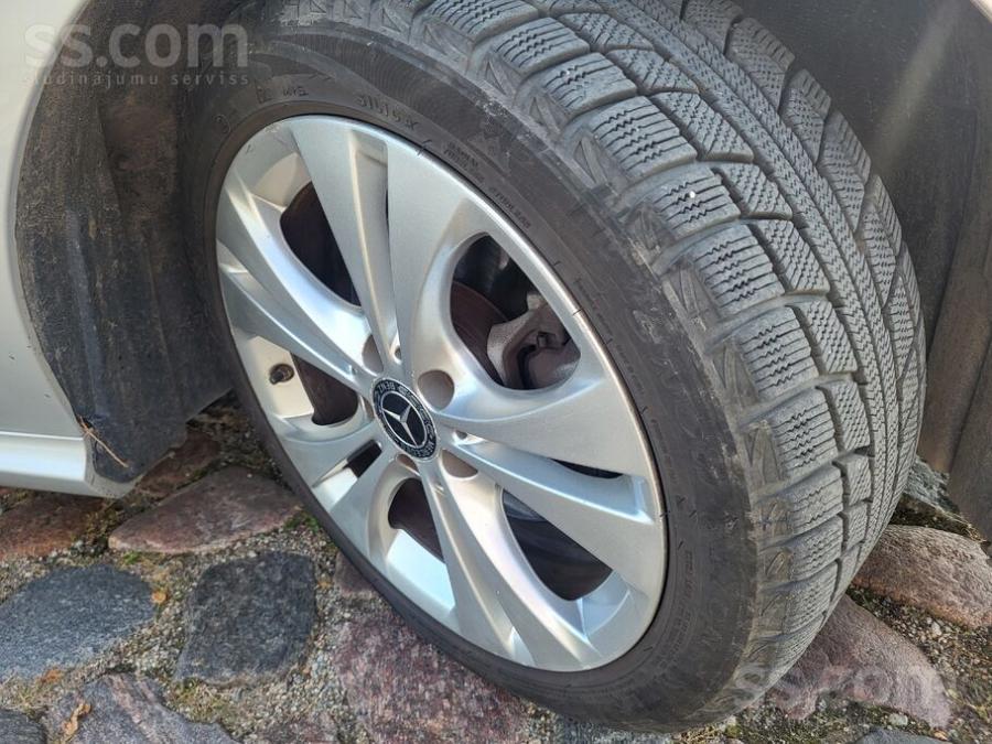 Mercedes-Benz B 200 2018 Rīga, ar dzinēja tilpumu 2.00 L un nobraukumu 185 tūkst. km par 8500 €, foto 12 vietnē AUTOMOTO.COM.LV