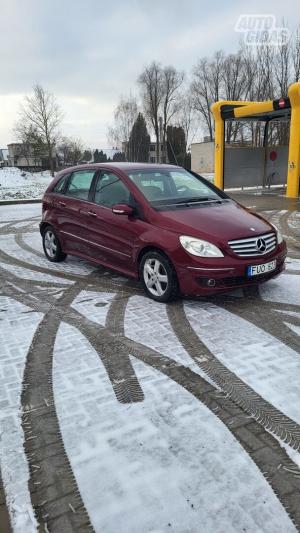 Mercedes-Benz B 200 2005 in Radviliskis, with an engine capacity of 2.00 L and mileage of 350 thousand km for 1250 €, photo 2 on AUTOMOTO.COM.LV