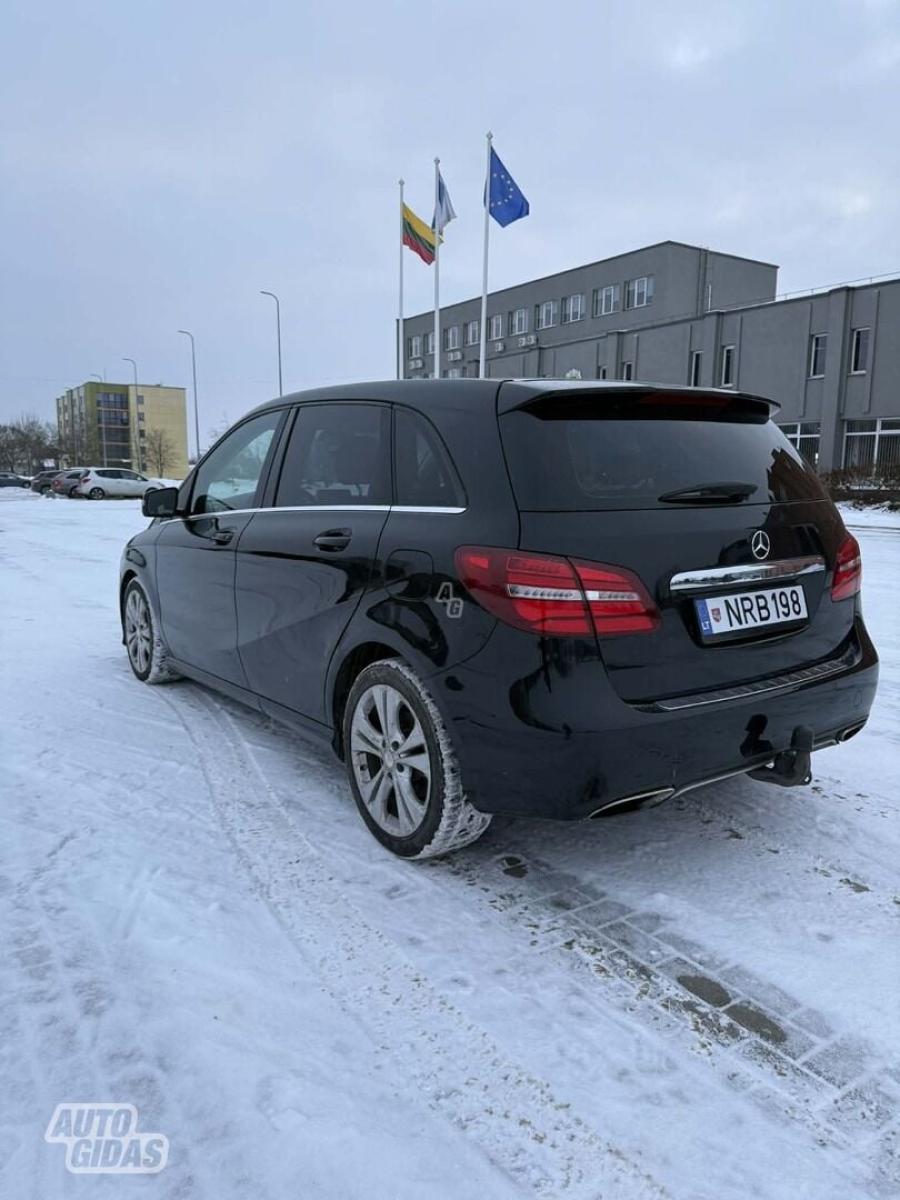 Mercedes-Benz B 200 2015 Kauņa, ar dzinēja tilpumu 2.10 L un nobraukumu 333 tūkst. km par 6499 €, foto 4 vietnē AUTOMOTO.COM.LV
