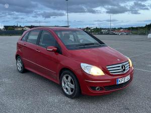 Red Mercedes-Benz B 200 2005 in Vilnius, with an engine capacity of 2.04 L and mileage of 278 thousand km for 2990 €, photo 15 on AUTOMOTO.COM.LV