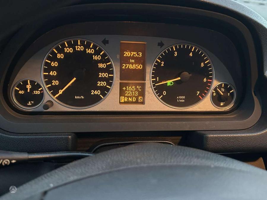 Red Mercedes-Benz B 200 2005 in Vilnius, with an engine capacity of 2.04 L and mileage of 278 thousand km for 2990 €, photo 28 on AUTOMOTO.COM.LV