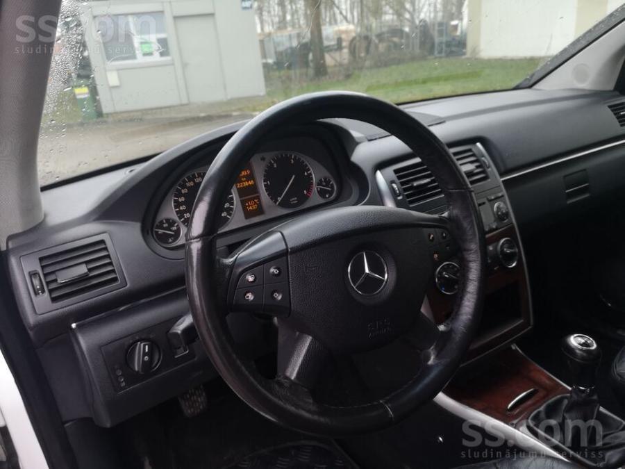 White Mercedes-Benz B 200 2006 in Riga, with an engine capacity of 2.00 L and mileage of 0 thousand km for 2890 €, photo 16 on AUTOMOTO.COM.LV