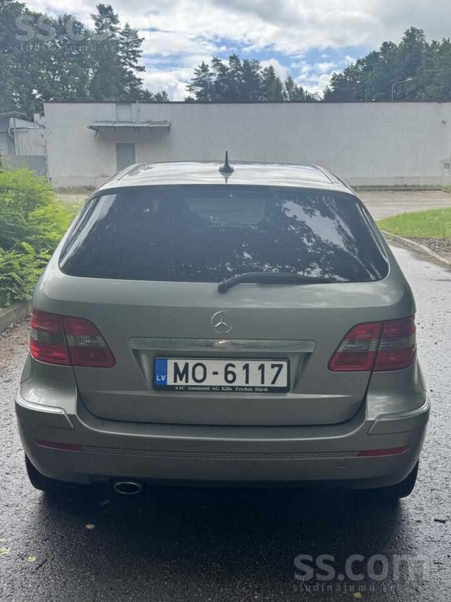 Balts Mercedes-Benz B 200 2006 Daugavpils, ar dzinēja tilpumu 2.00 L un nobraukumu 203 tūkst. km par 1600 €, foto 3 vietnē AUTOMOTO.COM.LV