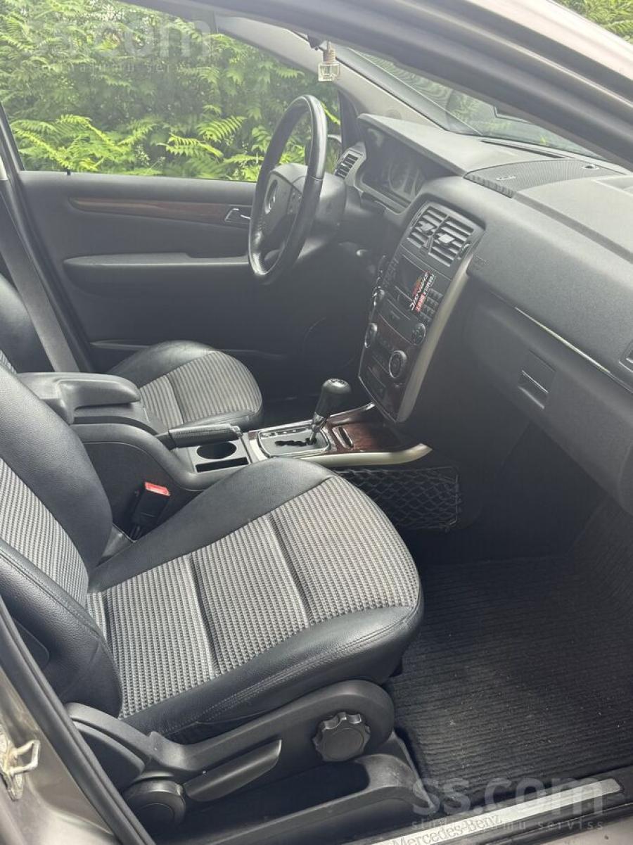 Balts Mercedes-Benz B 200 2006 Daugavpils, ar dzinēja tilpumu 2.00 L un nobraukumu 203 tūkst. km par 1600 €, foto 7 vietnē AUTOMOTO.COM.LV