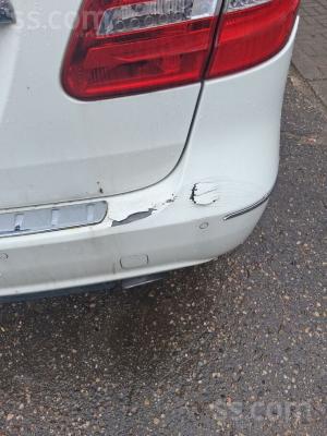 Balts Mercedes-Benz B 200 2013 Rīga, ar dzinēja tilpumu 1.80 L un nobraukumu 242 tūkst. km par 5600 €, foto 7 vietnē AUTOMOTO.COM.LV