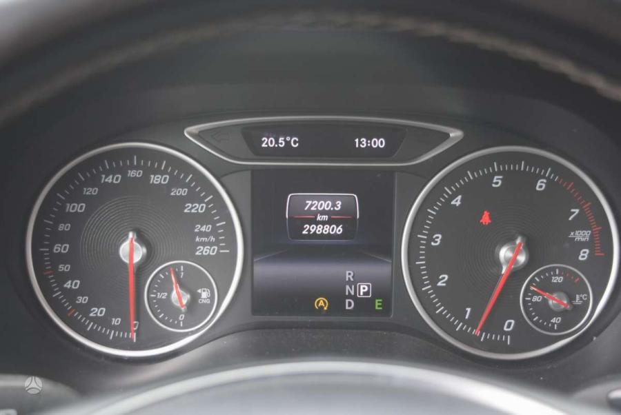 White Mercedes-Benz B 200 2015 in Vilnius, with an engine capacity of 1.99 L and mileage of 299 thousand km for 6150 €, photo 14 on AUTOMOTO.COM.LV