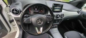 White Mercedes-Benz B 200 2015 in Kaunas, with an engine capacity of 2.14 L and mileage of 215 thousand km for 7300 €, photo 7 on AUTOMOTO.COM.LV