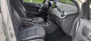 White Mercedes-Benz B 200 2015 in Kaunas, with an engine capacity of 2.14 L and mileage of 215 thousand km for 7300 €, photo 12 on AUTOMOTO.COM.LV