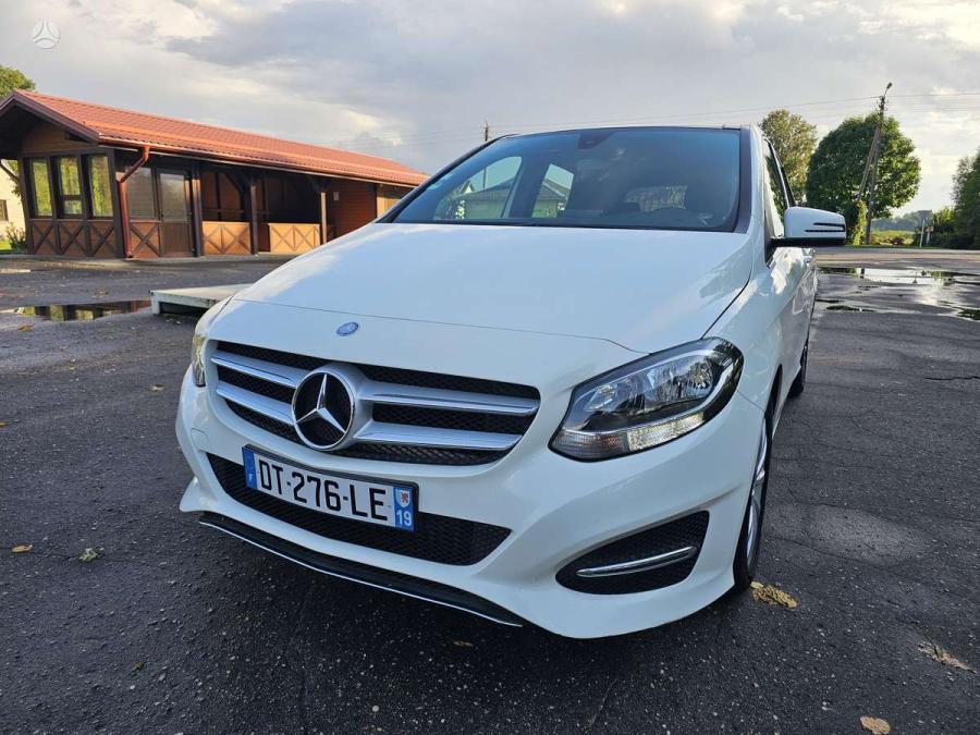 White Mercedes-Benz B 200 2015 in Taurage, with an engine capacity of 2.20 L and mileage of 327 thousand km for 6000 €, photo 5 on AUTOMOTO.COM.LV