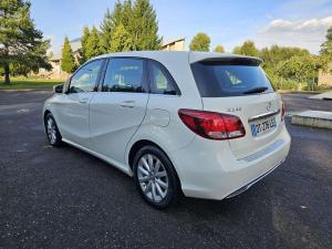 White Mercedes-Benz B 200 2015 in Taurage, with an engine capacity of 2.20 L and mileage of 327 thousand km for 6000 €, photo 12 on AUTOMOTO.COM.LV