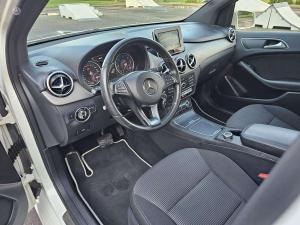 White Mercedes-Benz B 200 2015 in Taurage, with an engine capacity of 2.20 L and mileage of 327 thousand km for 6000 €, photo 16 on AUTOMOTO.COM.LV