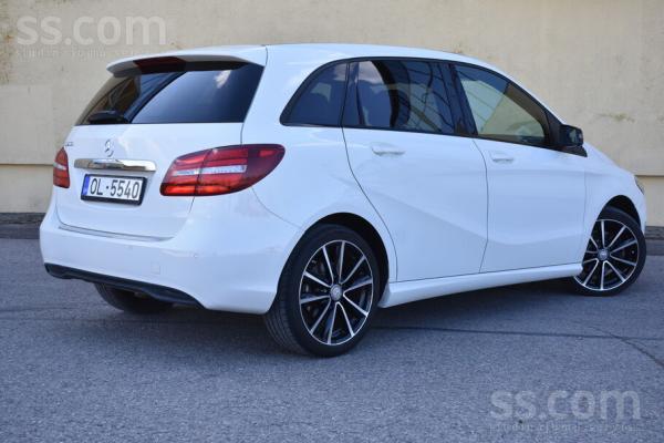 White Mercedes-Benz B 200 2016 in Talsi, with an engine capacity of 2.00 L and mileage of 75 thousand km for 13200 €, photo 5 on AUTOMOTO.COM.LV