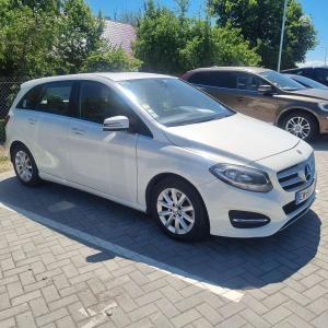 White Mercedes-Benz B 200 2018 in Taurage, with an engine capacity of 2.20 L and mileage of 490 thousand km for 4900 €, photo 3 on AUTOMOTO.COM.LV