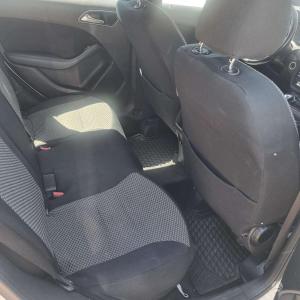 White Mercedes-Benz B 200 2018 in Taurage, with an engine capacity of 2.20 L and mileage of 490 thousand km for 4900 €, photo 6 on AUTOMOTO.COM.LV