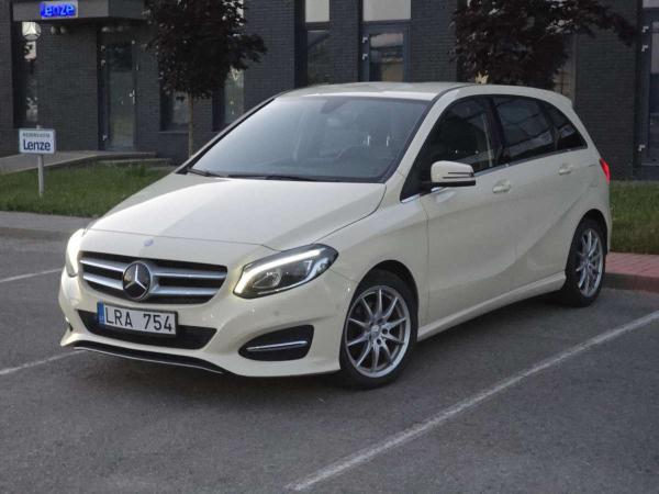 Yellow Mercedes-Benz B 200 2016 in Kaunas, with an engine capacity of 2.14 L and mileage of 414 thousand km for 4600 €, photo 1 on AUTOMOTO.COM.LV