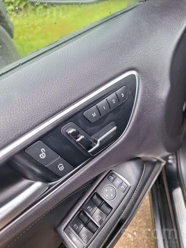 Black Mercedes-Benz B 220 2015 in Madona, with an engine capacity of 2.20 L and mileage of 179 thousand km for 11900 €, photo 7 on AUTOMOTO.COM.LV