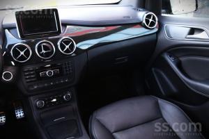 Melns Mercedes-Benz B 220 2015 Rīga, ar dzinēja tilpumu 2.20 L un nobraukumu 180 tūkst. km par 9995 €, foto 9 vietnē AUTOMOTO.COM.LV
