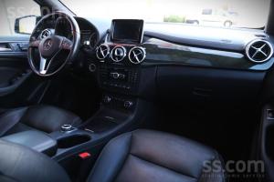 Melns Mercedes-Benz B 220 2015 Rīga, ar dzinēja tilpumu 2.20 L un nobraukumu 180 tūkst. km par 9995 €, foto 10 vietnē AUTOMOTO.COM.LV
