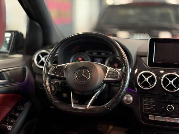 Melns Mercedes-Benz B 220 2015 Klaipėda, ar dzinēja tilpumu 2.20 L un nobraukumu 207 tūkst. km par 11500 €, foto 6 vietnē AUTOMOTO.COM.LV