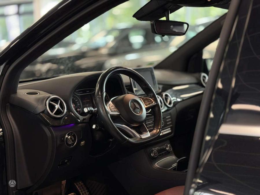 Black Mercedes-Benz B 220 2015 in Klaipeda, with an engine capacity of 2.20 L and mileage of 207 thousand km for 11500 €, photo 13 on AUTOMOTO.COM.LV