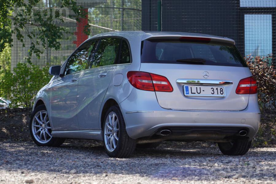 Grey Mercedes-Benz B 220 2014 in Riga, with an engine capacity of 2.10 L and mileage of 162 thousand km for 8390 €, photo 13 on AUTOMOTO.COM.LV