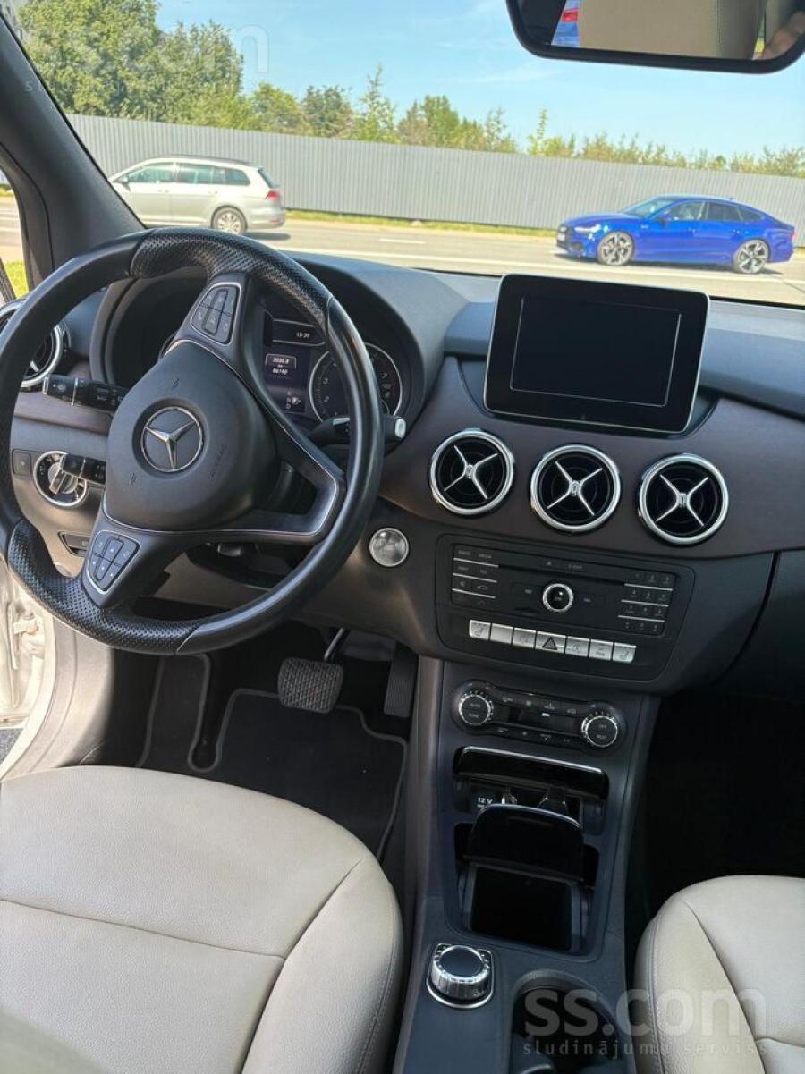 Grey Mercedes-Benz B 220 2015 in Riga, with an engine capacity of 2.00 L and mileage of 86 thousand km for 14600 €, photo 8 on AUTOMOTO.COM.LV