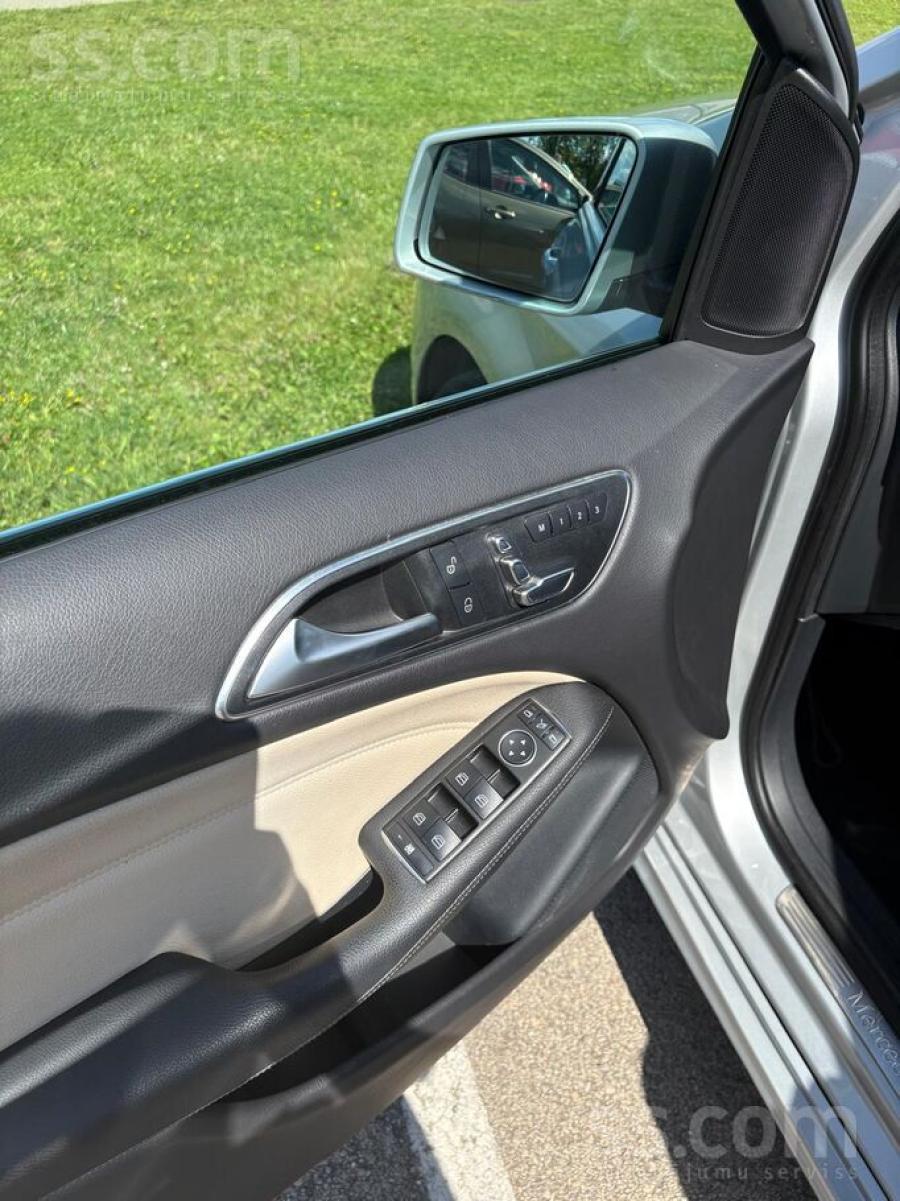 Grey Mercedes-Benz B 220 2015 in Riga, with an engine capacity of 2.00 L and mileage of 86 thousand km for 14600 €, photo 10 on AUTOMOTO.COM.LV