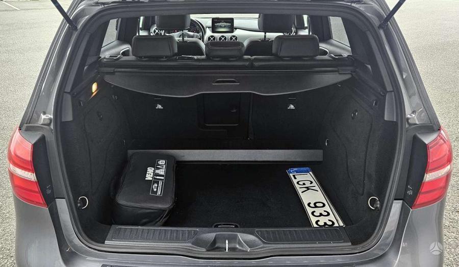 Grey Mercedes-Benz B 220 2017 in Klaipeda, with an engine capacity of 1.99 L and mileage of 96 thousand km for 14000 €, photo 25 on AUTOMOTO.COM.LV
