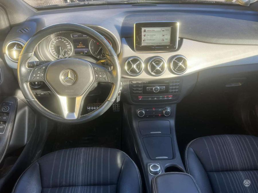 Pelēks Mercedes-Benz B 220 2014 Kauņa, ar dzinēja tilpumu 2.00 L un nobraukumu 126 tūkst. km par 5500 €, foto 9 vietnē AUTOMOTO.COM.LV