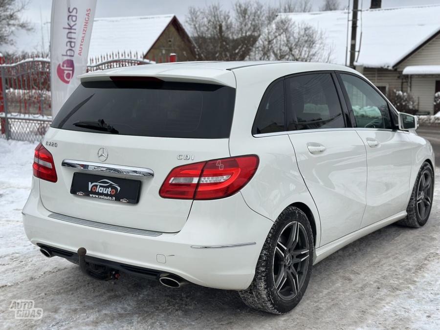 Mercedes-Benz B 220 2013 Pabradė, ar dzinēja tilpumu 2.10 L un nobraukumu 216 tūkst. km par 7350 €, foto 4 vietnē AUTOMOTO.COM.LV