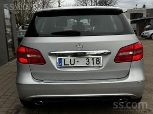 Mercedes-Benz B 220 2014 Rīga, ar dzinēja tilpumu 2.20 L un nobraukumu 163 tūkst. km par 8350 €, foto 13 vietnē AUTOMOTO.COM.LV