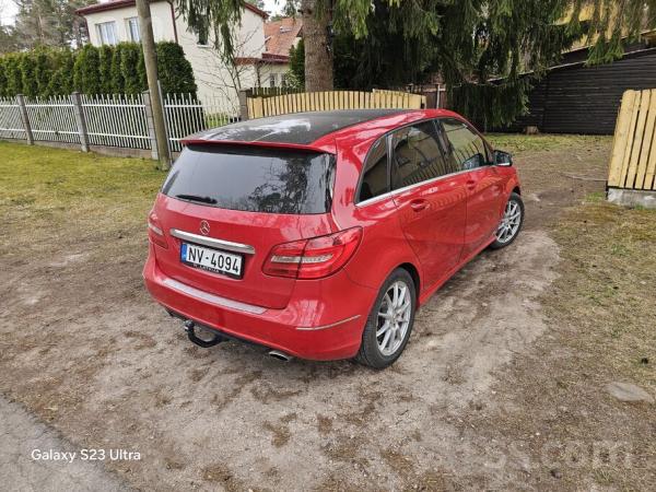 Sarkans Mercedes-Benz B 220 2013 Jūrmala, ar dzinēja tilpumu 2.20 L un nobraukumu 271 tūkst. km par 7500 €, foto 6 vietnē AUTOMOTO.COM.LV