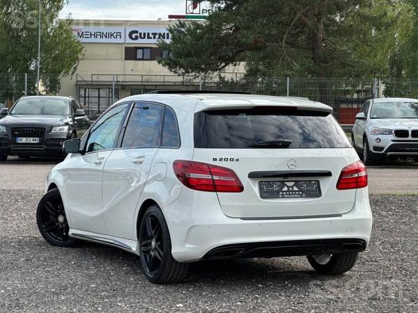 White Mercedes-Benz B 220 2015 in Riga, with an engine capacity of 2.00 L and mileage of 0 thousand km for 7650 €, photo 4 on AUTOMOTO.COM.LV
