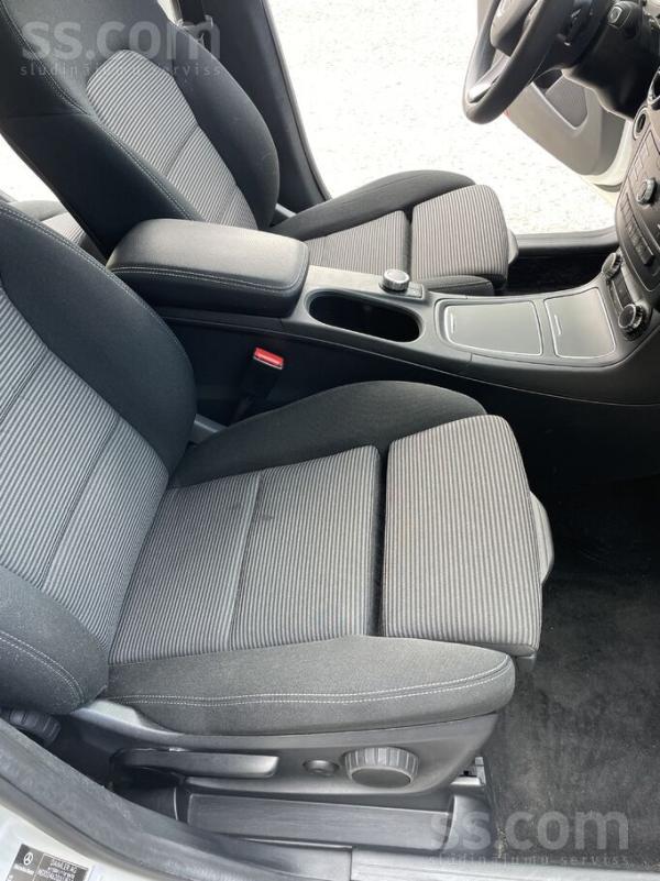 White Mercedes-Benz B 220 2019 in Cesis, with an engine capacity of 2.20 L and mileage of 142 thousand km for 8700 €, photo 9 on AUTOMOTO.COM.LV