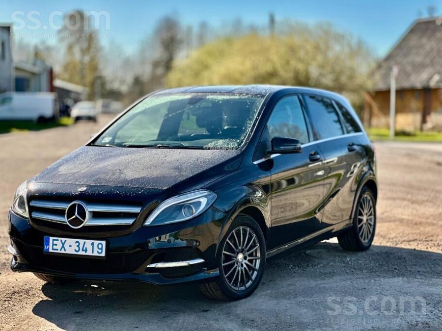 Melns Mercedes-Benz b-250 2016 Ogre, ar dzinēja tilpumu 0.00 L un nobraukumu 0 tūkst. km par 10900 €, foto 2 vietnē AUTOMOTO.COM.LV