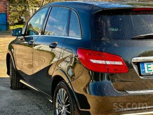 Melns Mercedes-Benz b-250 2016 Ogre, ar dzinēja tilpumu 0.00 L un nobraukumu 0 tūkst. km par 10900 €, foto 3 vietnē AUTOMOTO.COM.LV