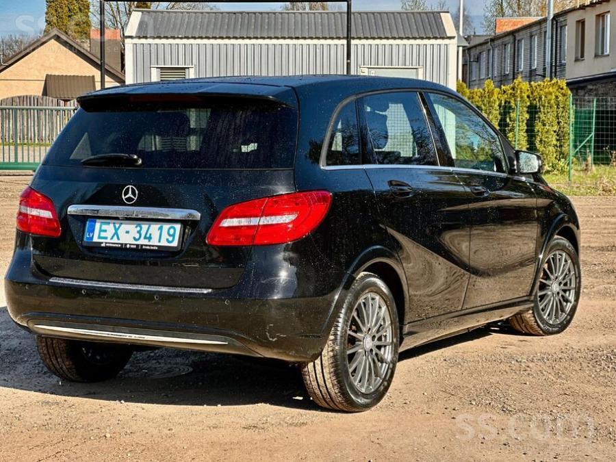 Melns Mercedes-Benz b-250 2016 Ogre, ar dzinēja tilpumu 0.00 L un nobraukumu 0 tūkst. km par 10900 €, foto 4 vietnē AUTOMOTO.COM.LV